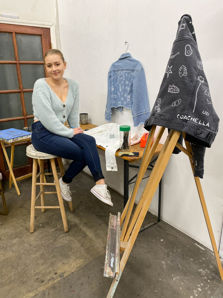 Artist Spotlight: Lizi Phoenix – Unpublished Collection